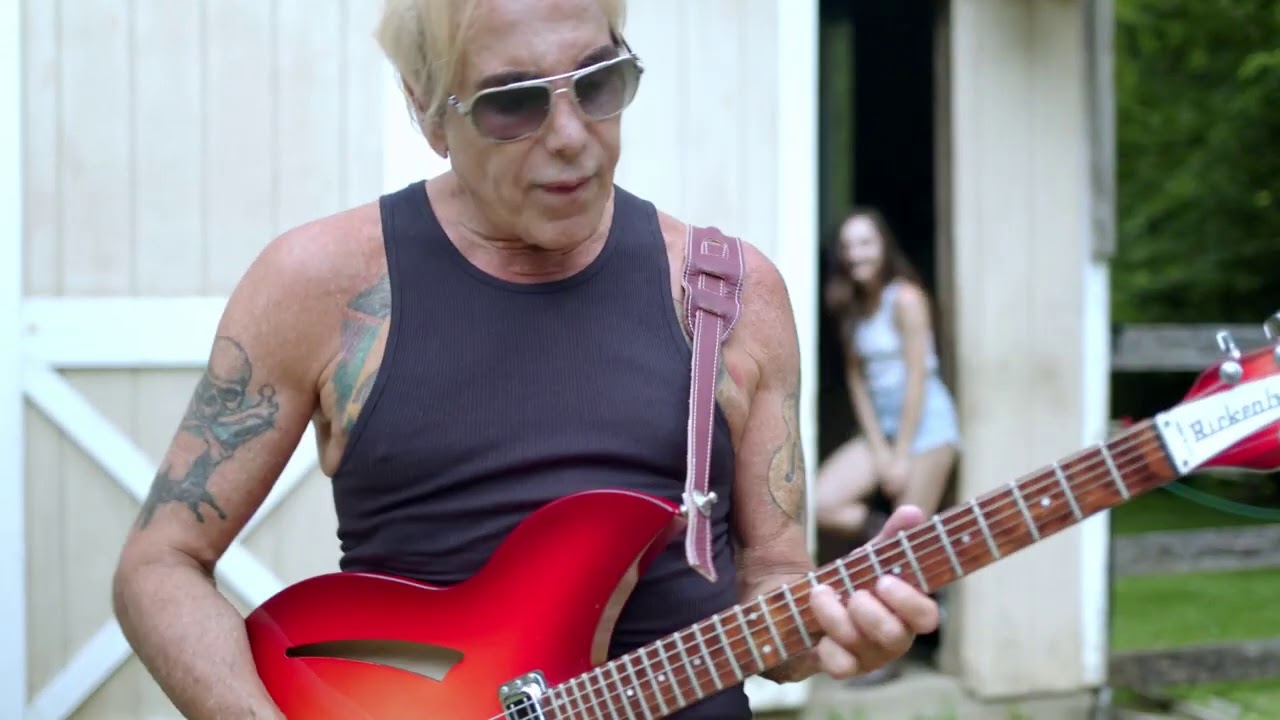Barry Rock is Alive and Kicking with Energy and Fuzz in the Enrapturing ...