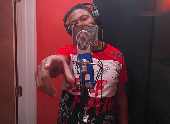 Groove with the Hip Hop Music as Baby Face Jay is showing Some Brisk ...